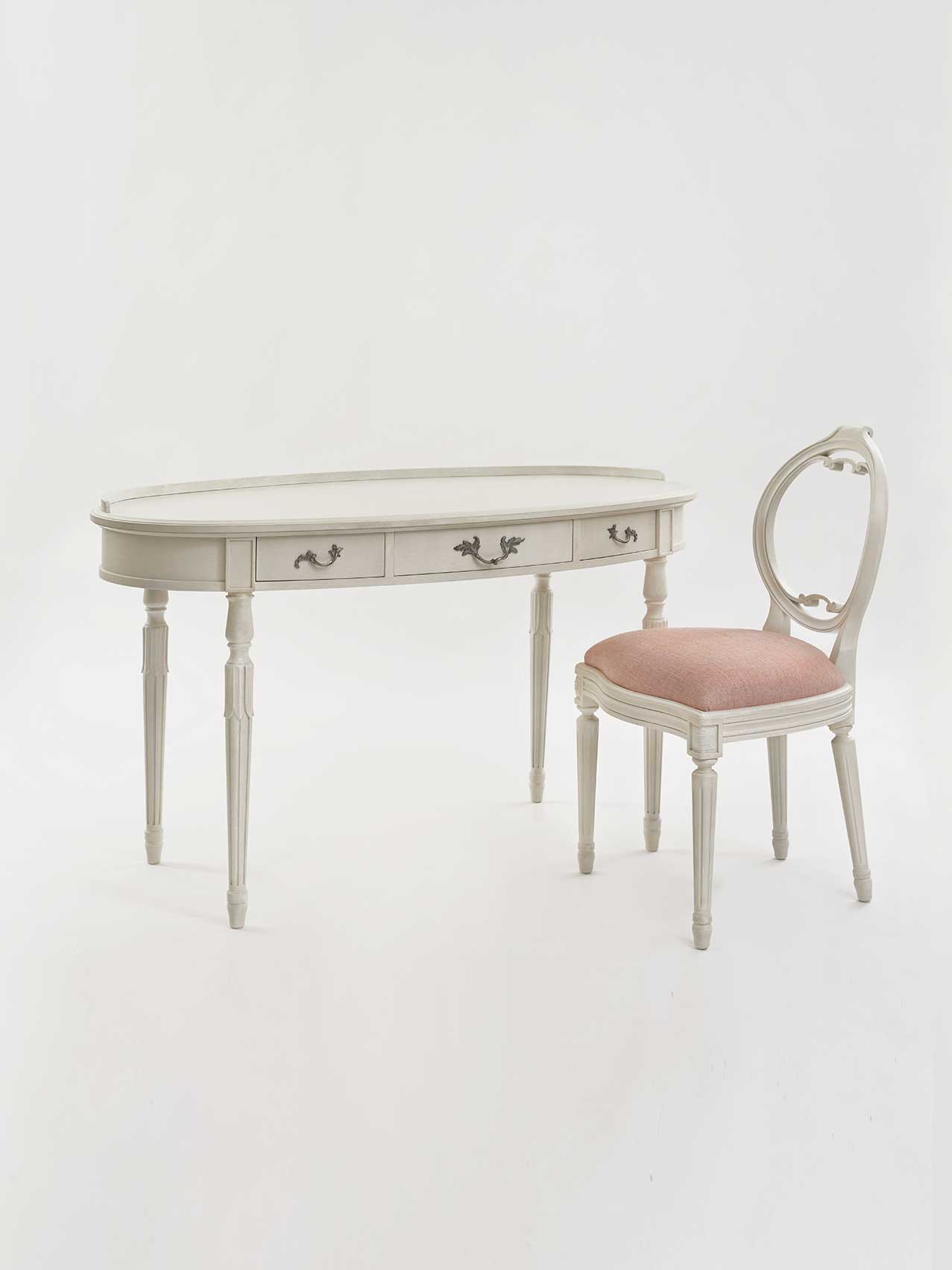 Anton Oval Dressing Table Large (A613L) - Leporello